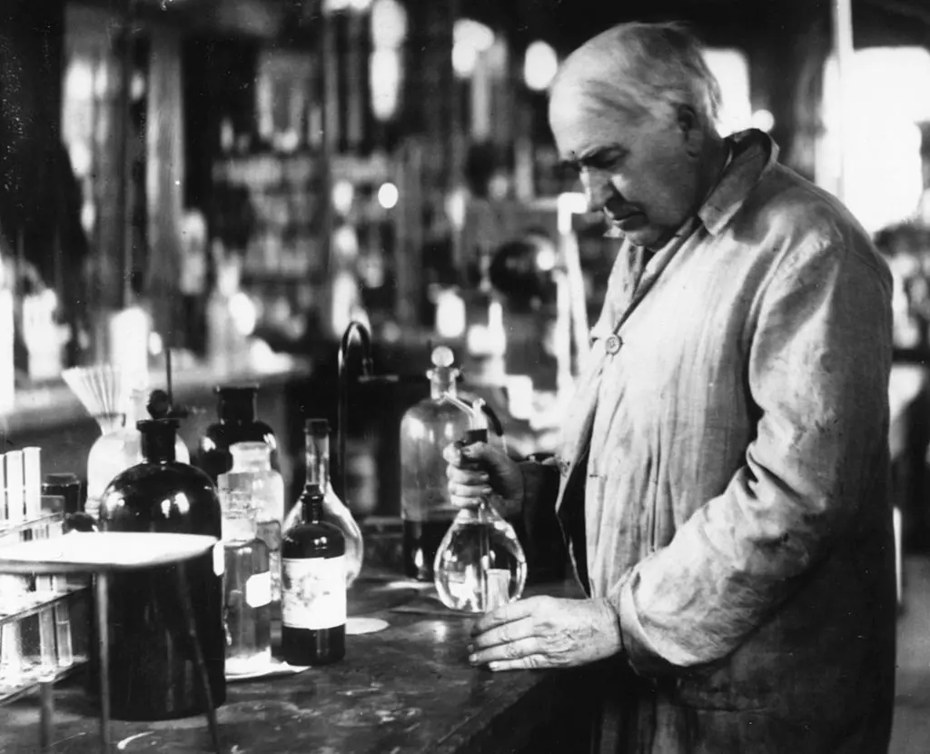¿Produjo Thomas Edison Grafeno En 1879? Nuevas Pistas Arrojan Luz Sobre ...